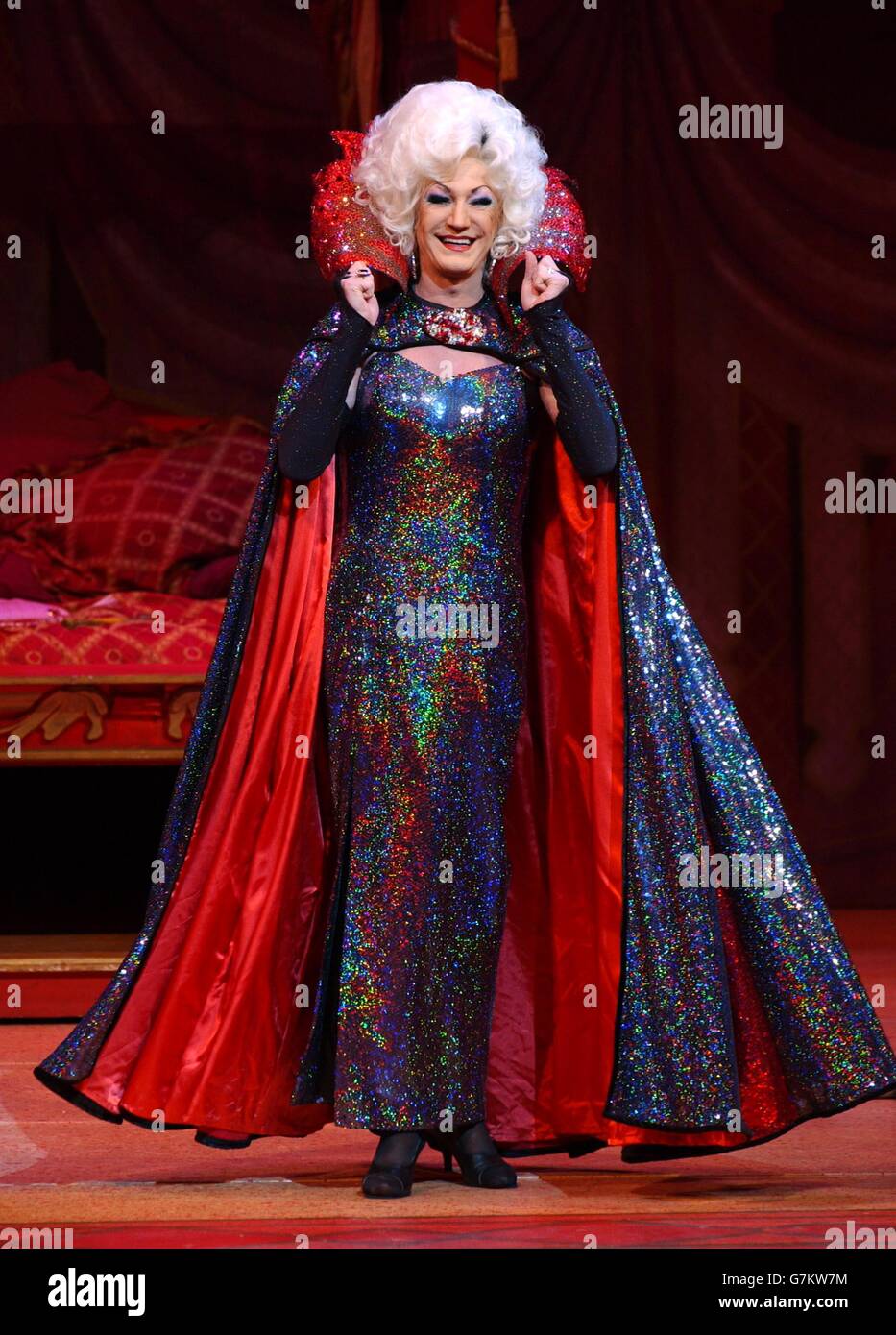 Seven dwarfs hi-res stock photography and images - Alamy