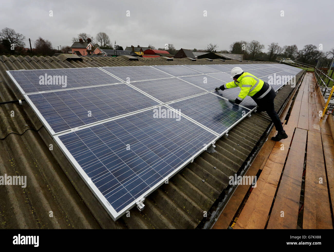 Leo Smith, Project Manager with Southern Solar makes final checks to 69 ...
