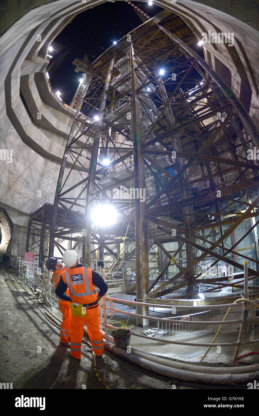 London crossrail dig hi-res stock photography and images - Alamy