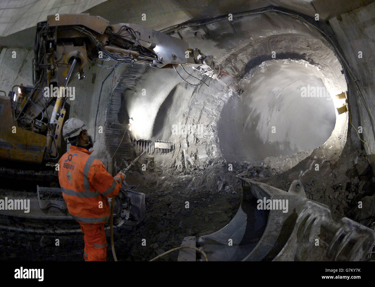 London crossrail dig hi-res stock photography and images - Alamy