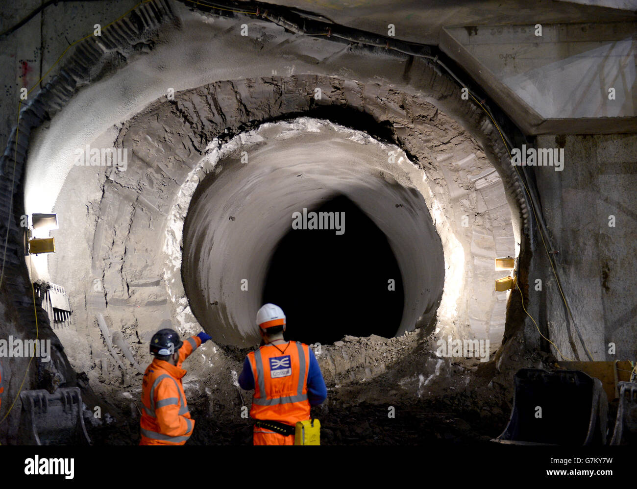 London crossrail dig hi-res stock photography and images - Alamy