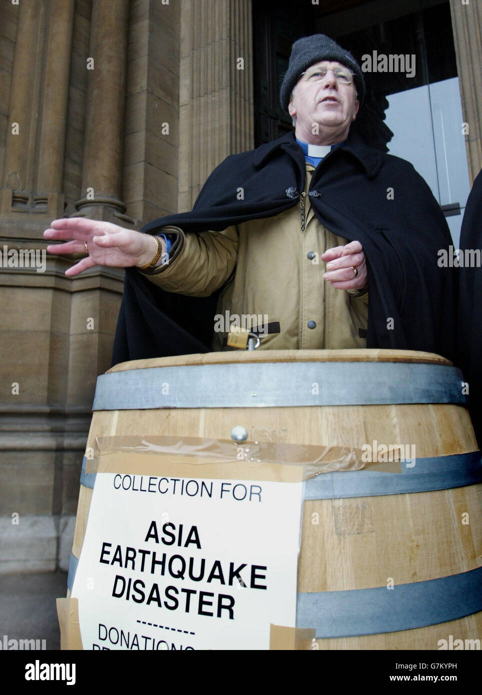 Dean Houston McKelvey (Black Santa) resumes his Christmas sit out to ...