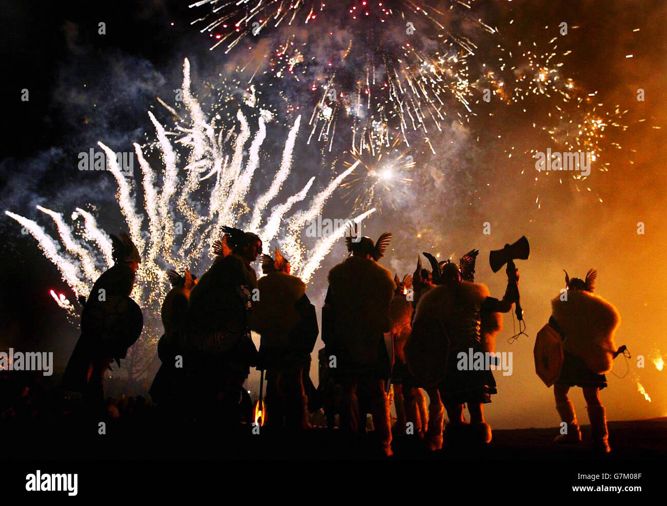 Edinburgh hogmany hi-res stock photography and images - Alamy