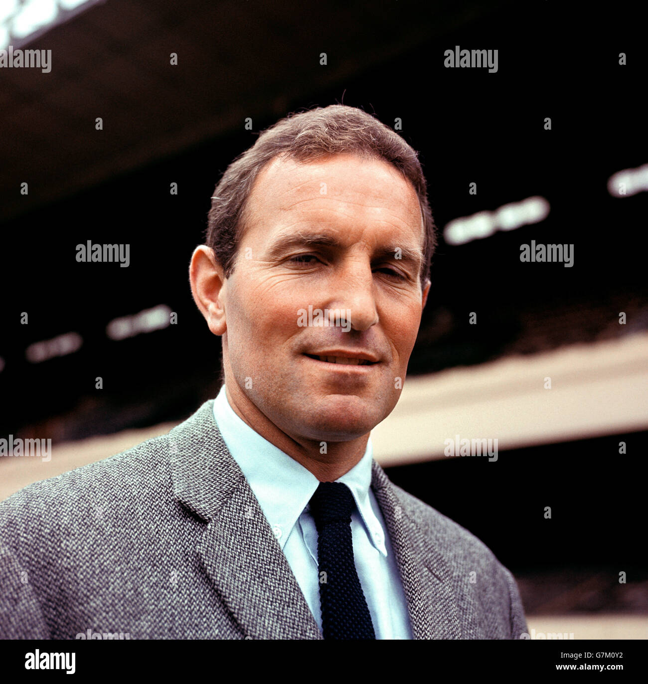 Top half head shot football colour arsenalgal arsenalhistory ...