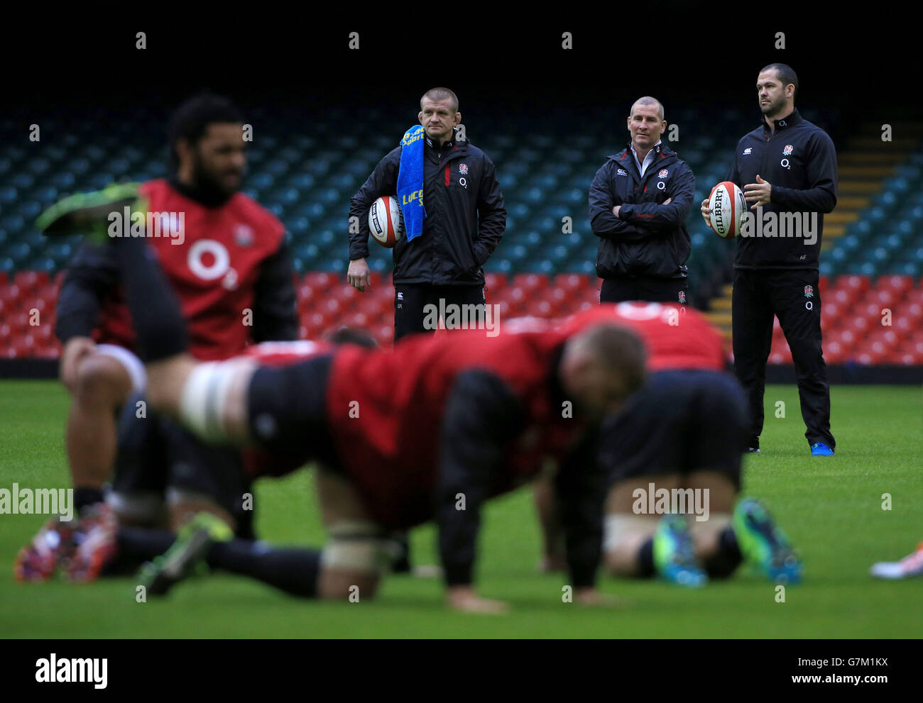 England coach graham rowntree hi-res stock photography and images - Alamy