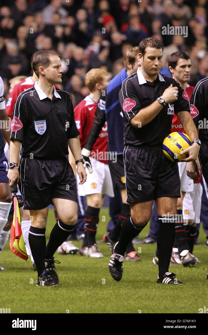 Assistant Referee Rob Lewis with referee Mark Clattenburg Stock Photo ...