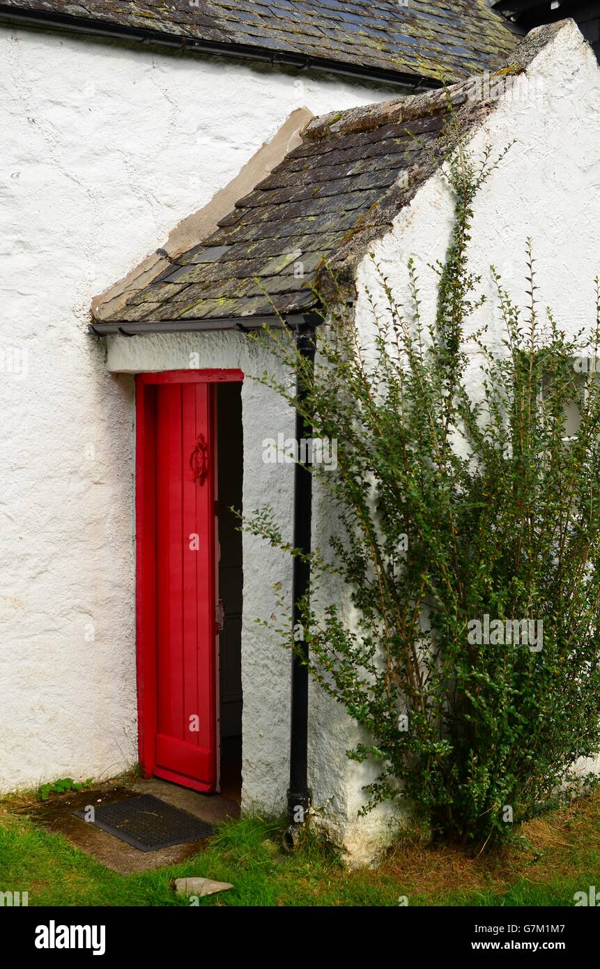 Scottish house open door hi-res stock photography and images - Alamy