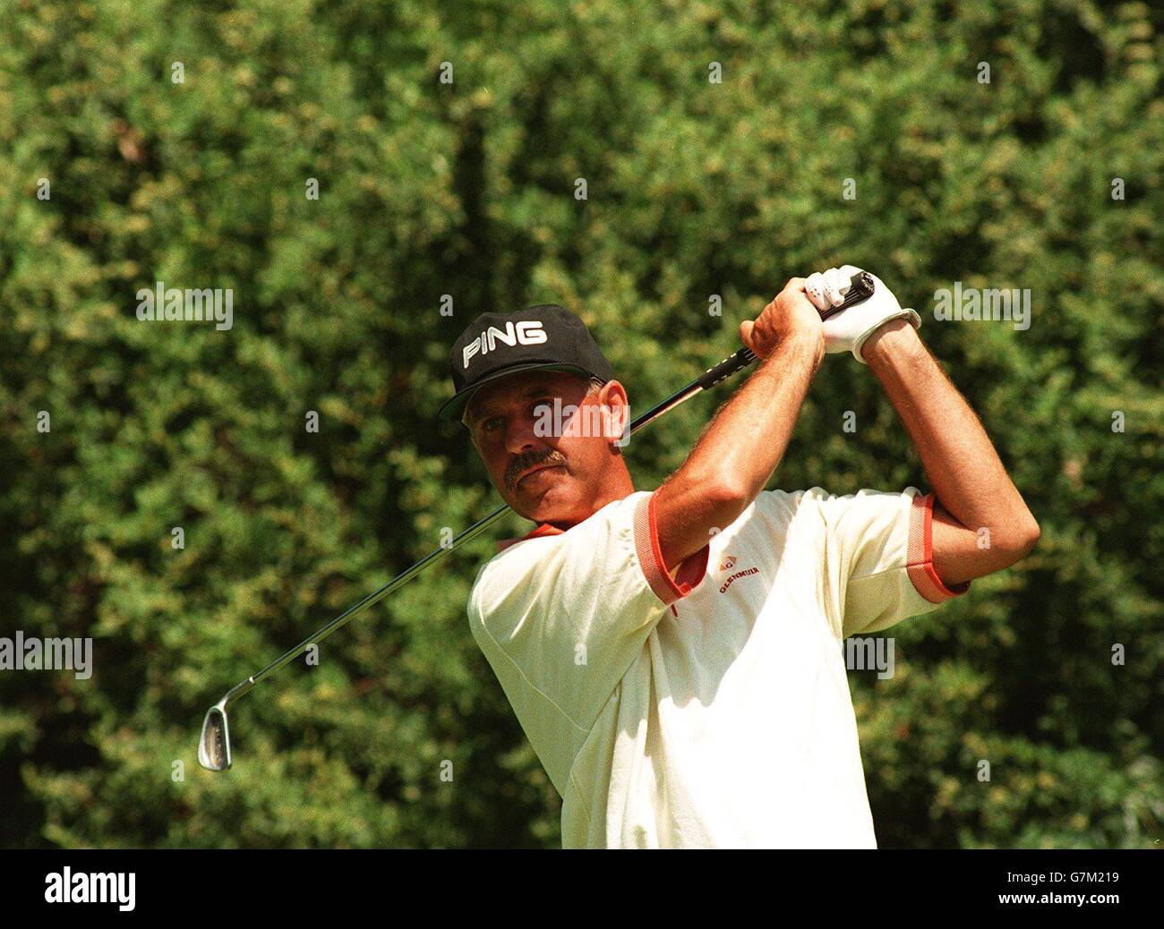 Mark dunhill hi-res stock photography and images - Alamy