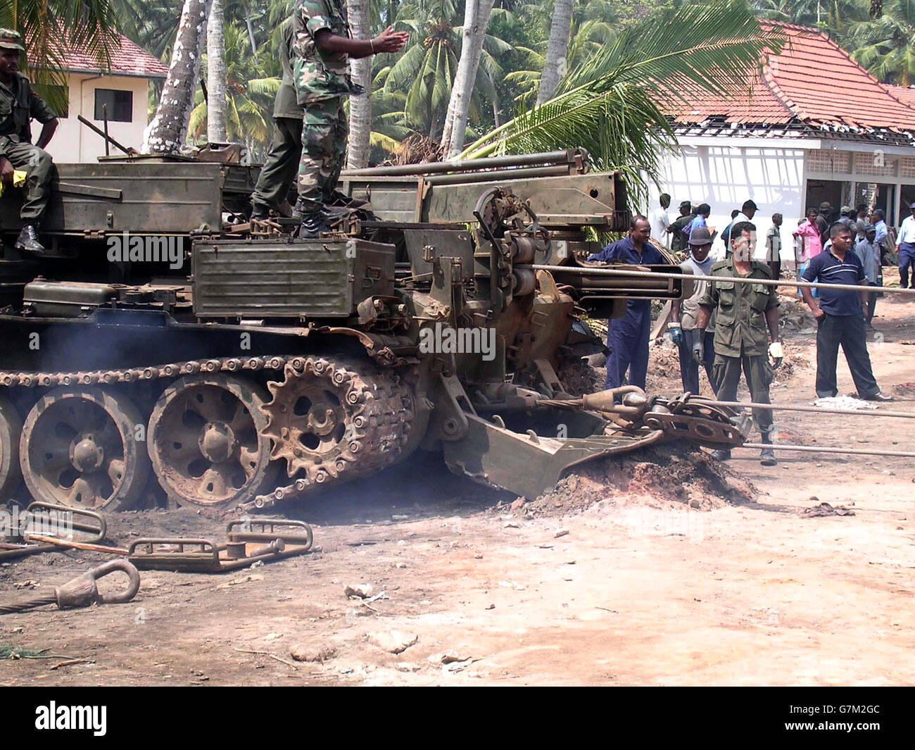 Sri lanka tsunami train hi-res stock photography and images - Alamy