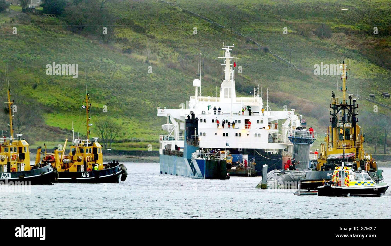 HMCS Chicoutimi, the stricken Canadian submarine that caught fire in ...