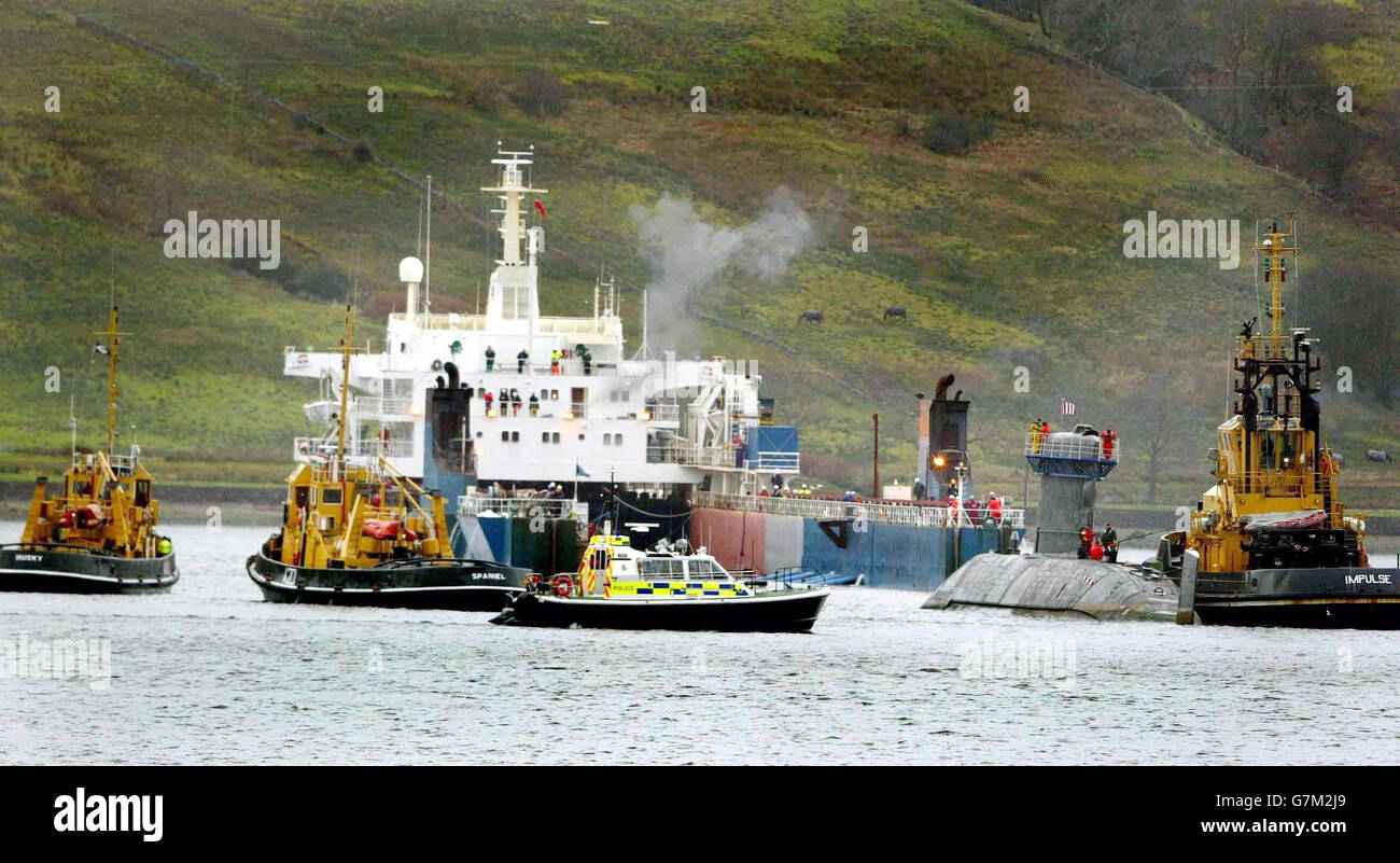 HMCS Chicoutimi, the stricken Canadian submarine that caught fire in ...