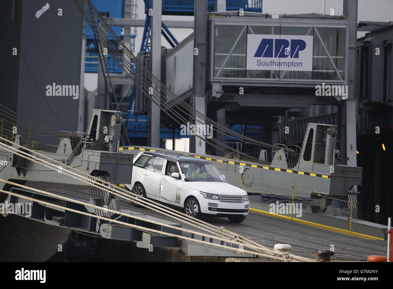 Solent ship grounding Stock Photo - Alamy