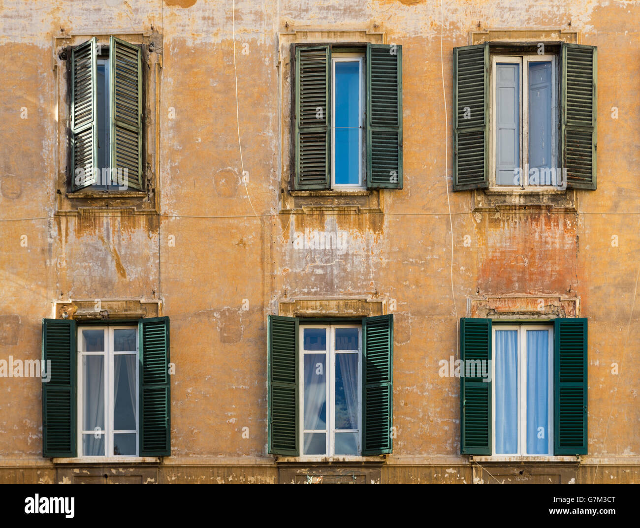 Window of an old building Stock Photo - Alamy
