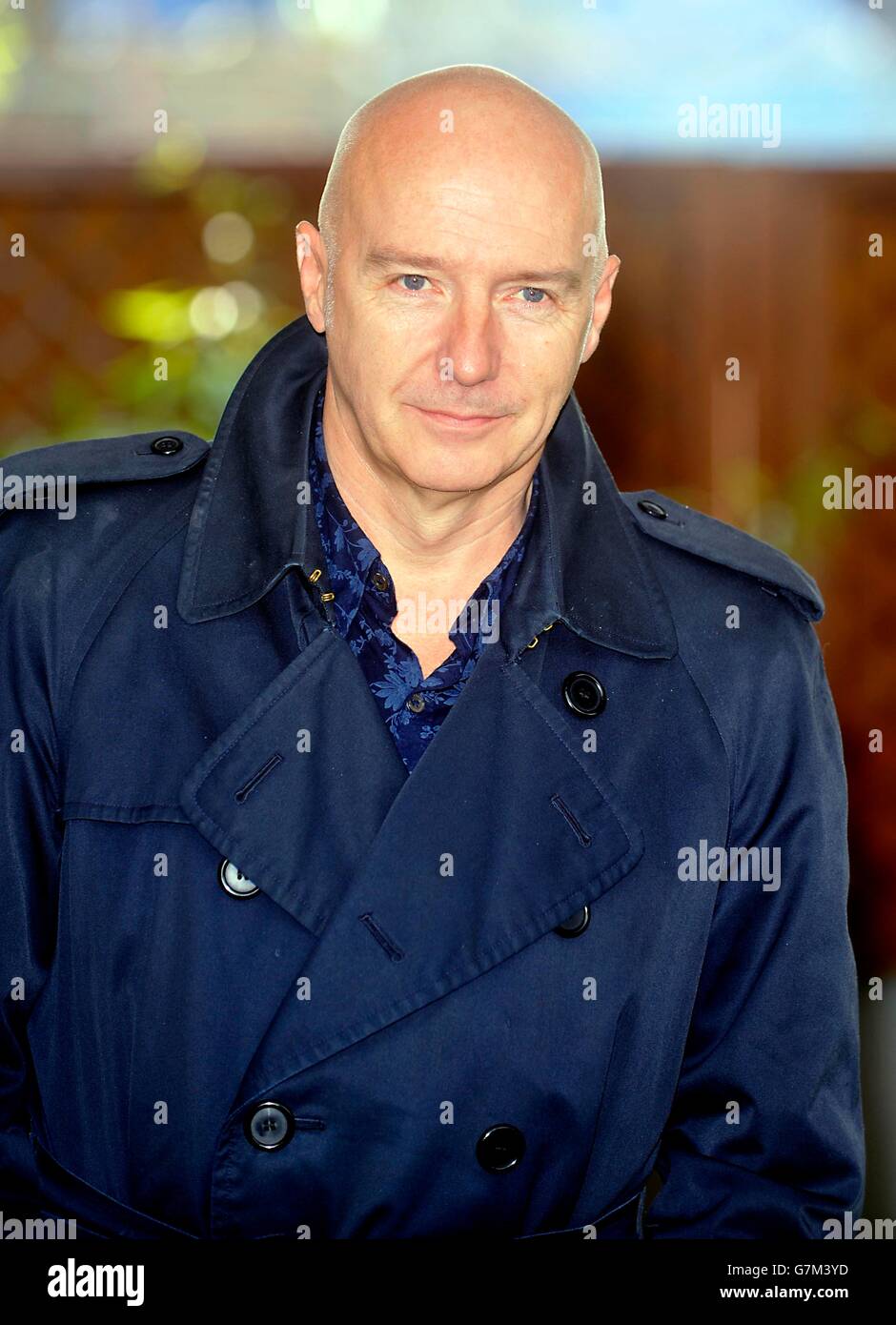 Midge Ure pose to promote the Here & Now 10th Anniversary Tour Stock ...