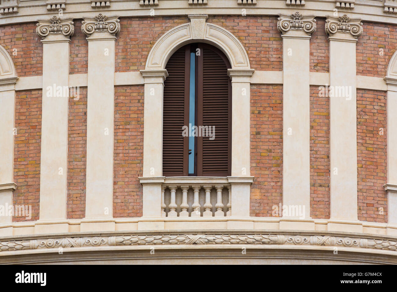 Window of an old building Stock Photo - Alamy