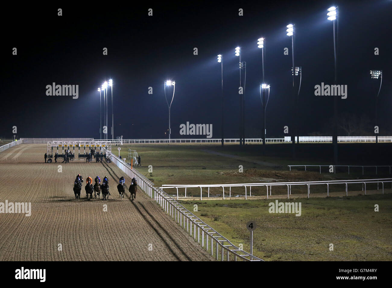 Horse Racing - Chelmsford City Racecourse Stock Photo - Alamy