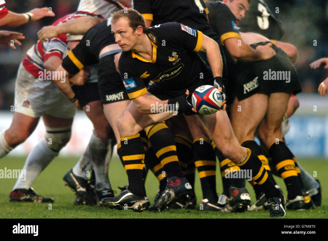 London wasps matt the ball out of the ruck hi-res stock photography and ...