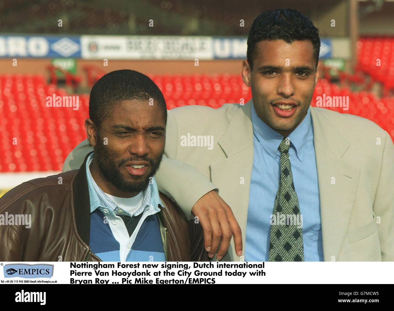 Pierre van hooijdonk bryan roy hi-res stock photography and images - Alamy