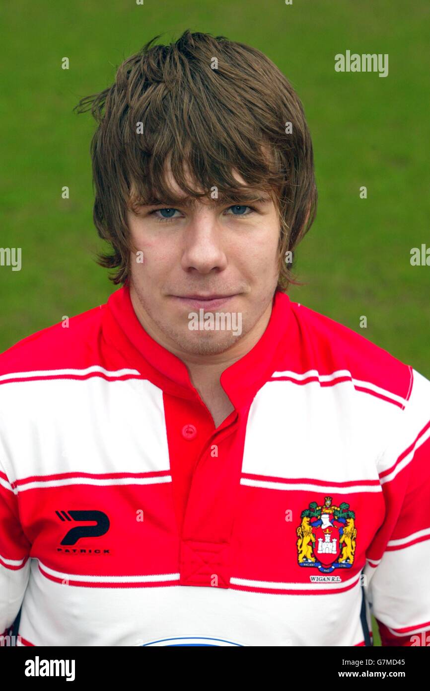 Rugby league wigan warriors photocall hi-res stock photography and ...