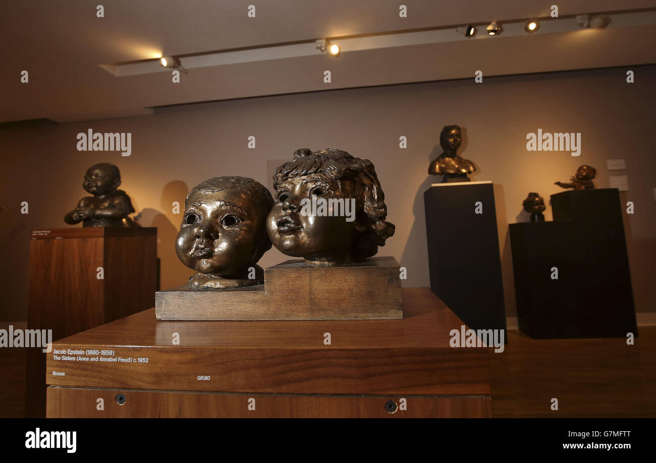 Jacob epstein sculptures hi-res stock photography and images - Alamy