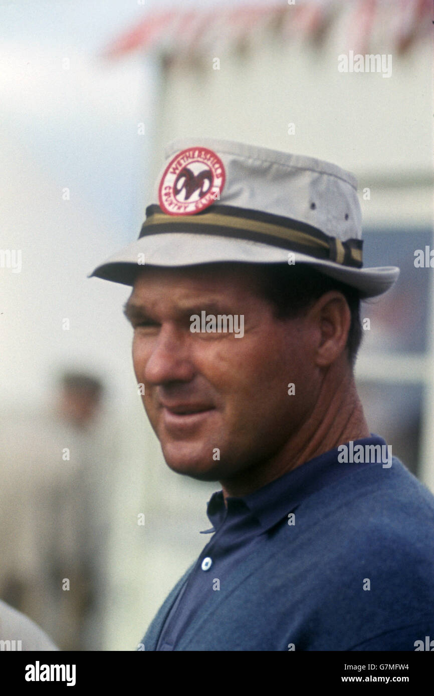 Australian golfer kel nagle hi-res stock photography and images - Alamy