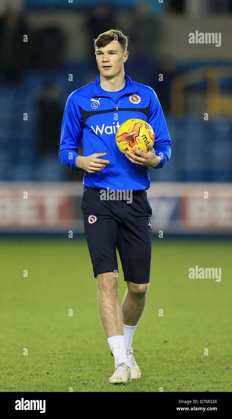 Jake cooper millwall reading hi-res stock photography and images - Alamy