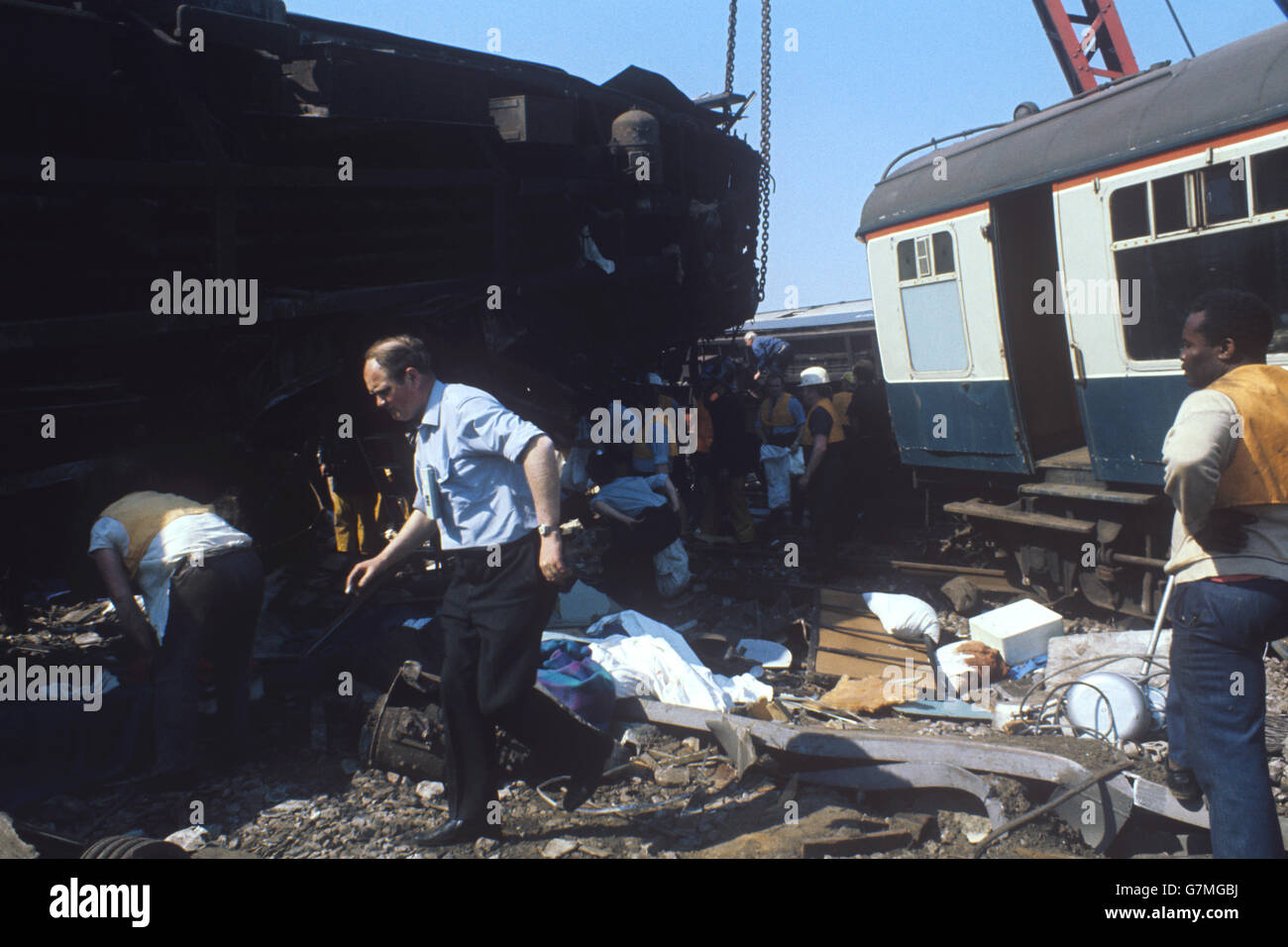 Disasters and Accidents - Nuneaton Rail Crash - Warwickshire, England ...