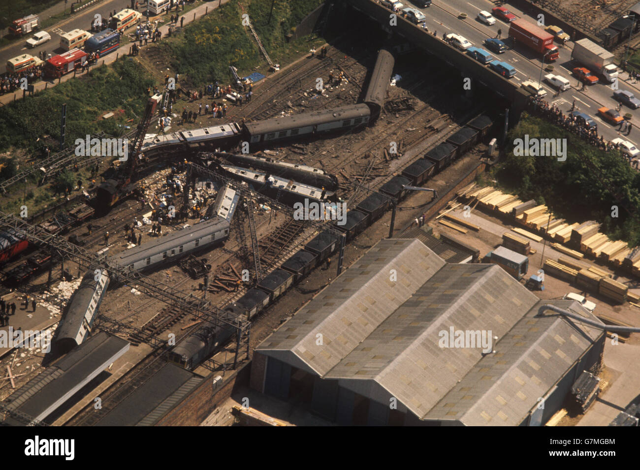Disasters and Accidents - Nuneaton Rail Crash - Warwickshire, England ...