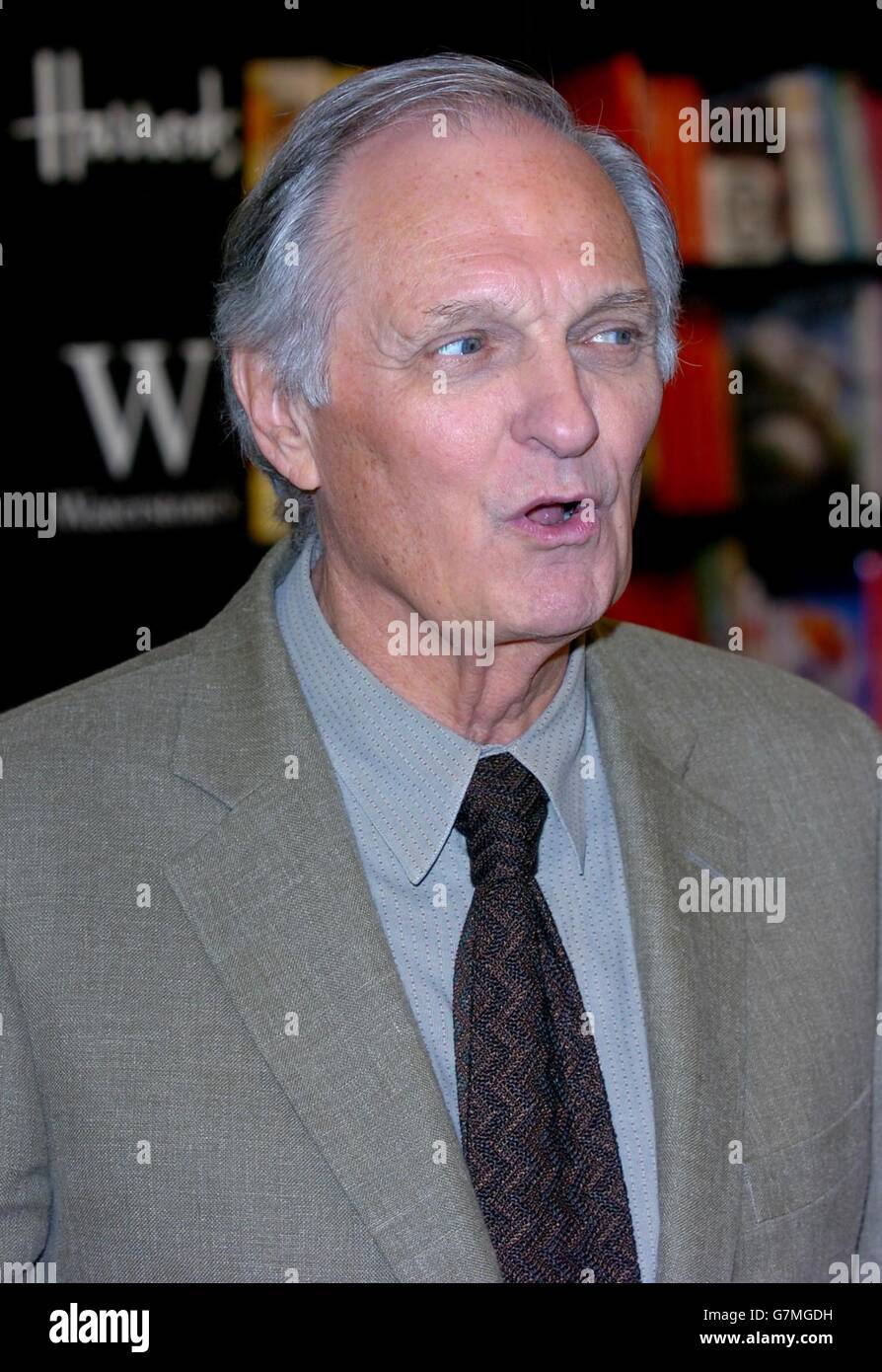 Alan alda mash hi-res stock photography and images - Alamy