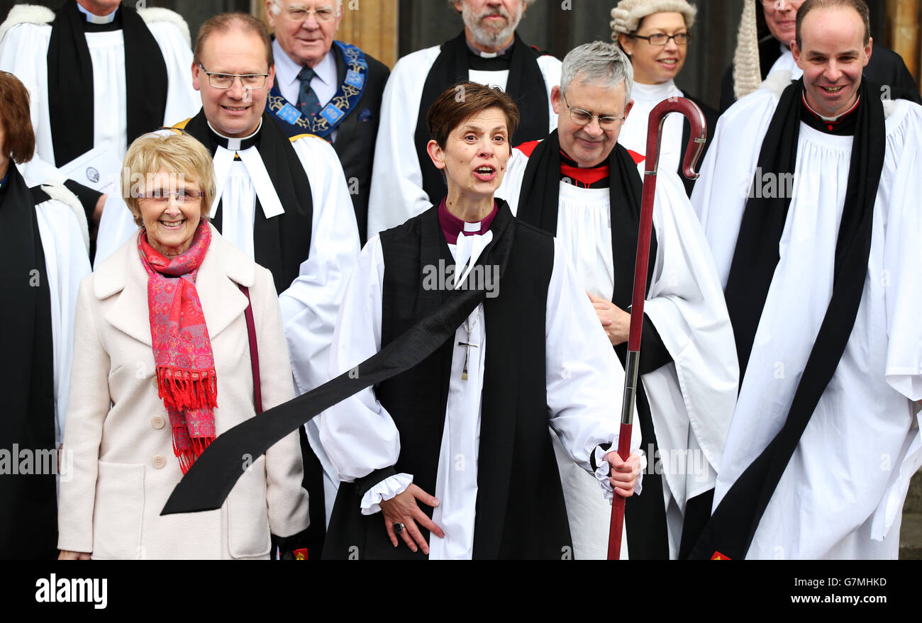 First female Bishop consecration Stock Photo - Alamy