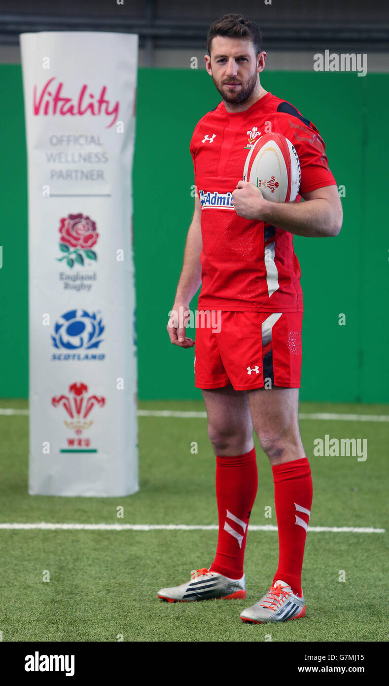 Wales rugby union player alex cuthbert hi-res stock photography and ...
