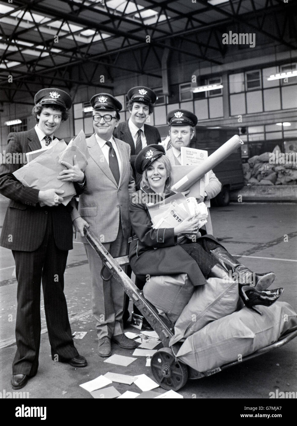 Cyril fletcher that's life hi-res stock photography and images - Alamy