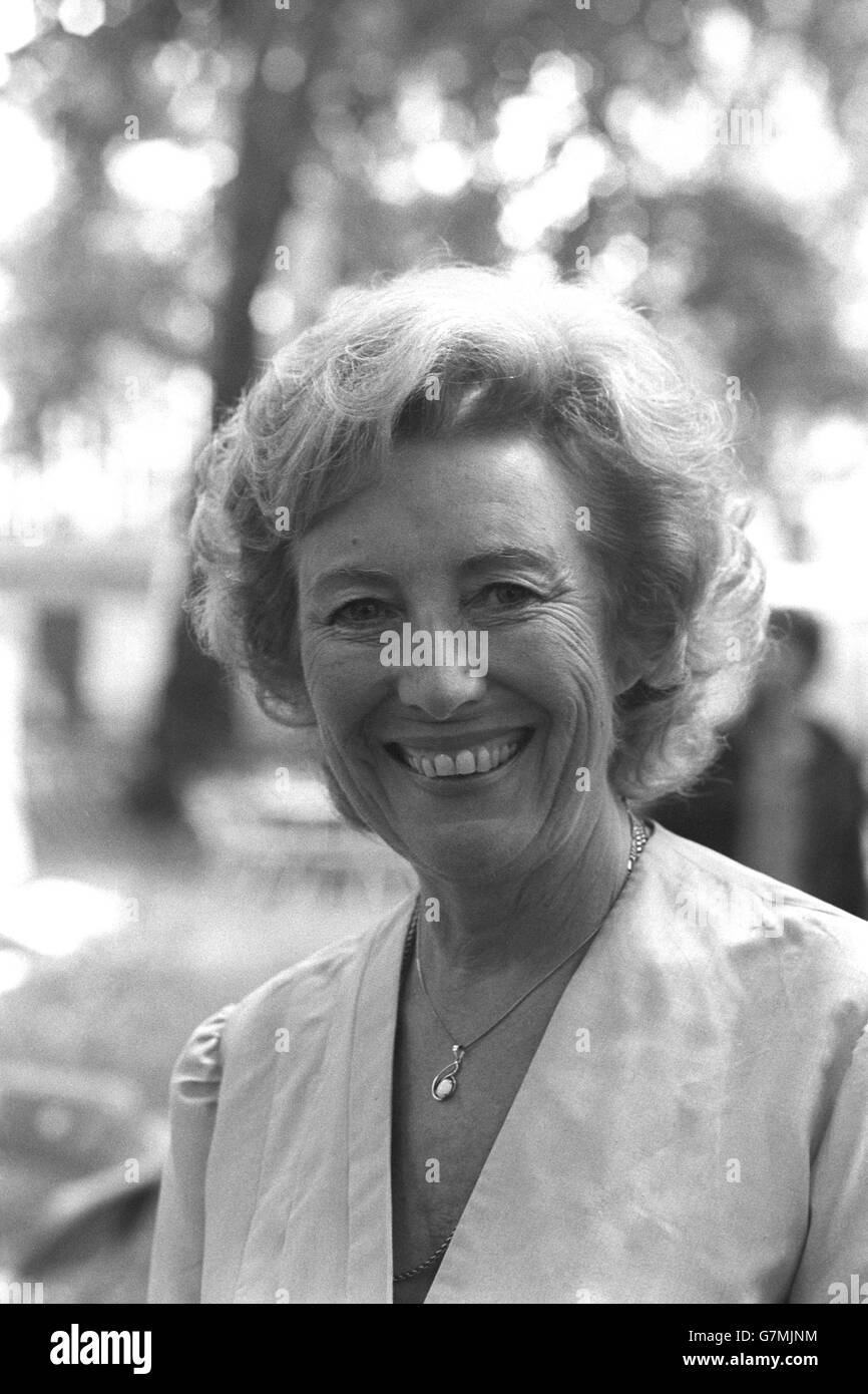 World war 1 entertainment hi-res stock photography and images - Alamy