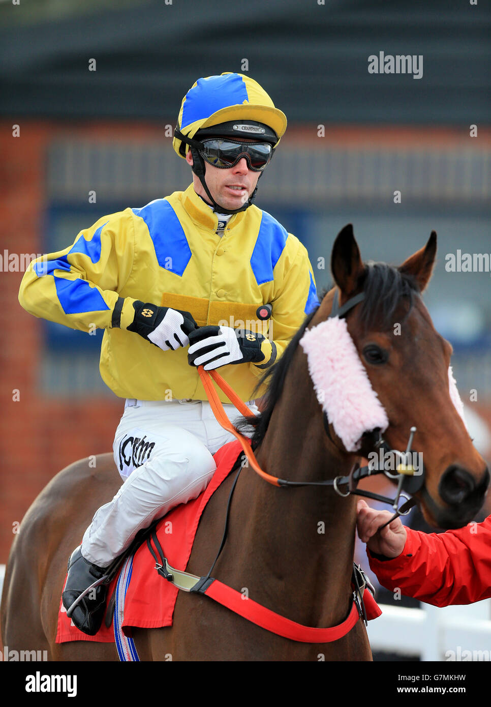 Horse Racing, Southwell. Graham Lee, jockey Stock Photo - Alamy