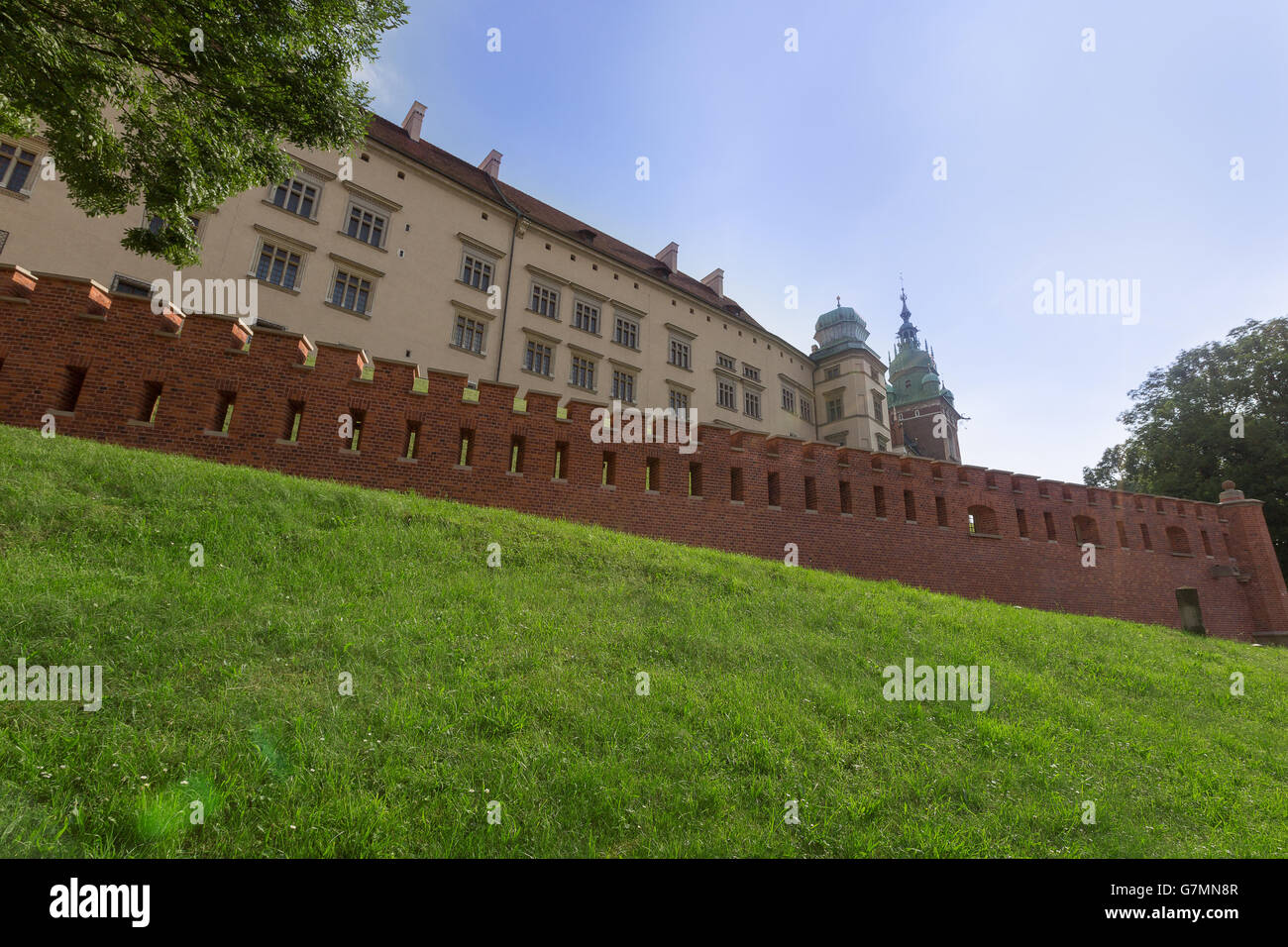 Krakow cathedral wawel castle hi-res stock photography and images - Alamy