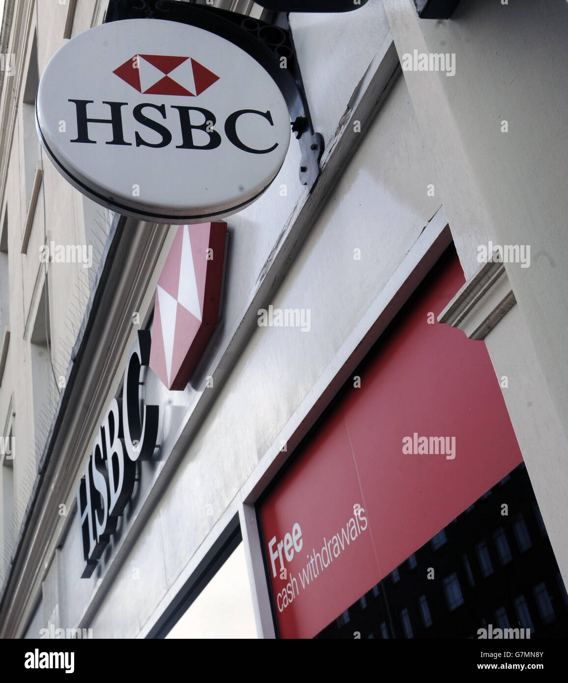 Hsbc bank in sloane square hi-res stock photography and images - Alamy
