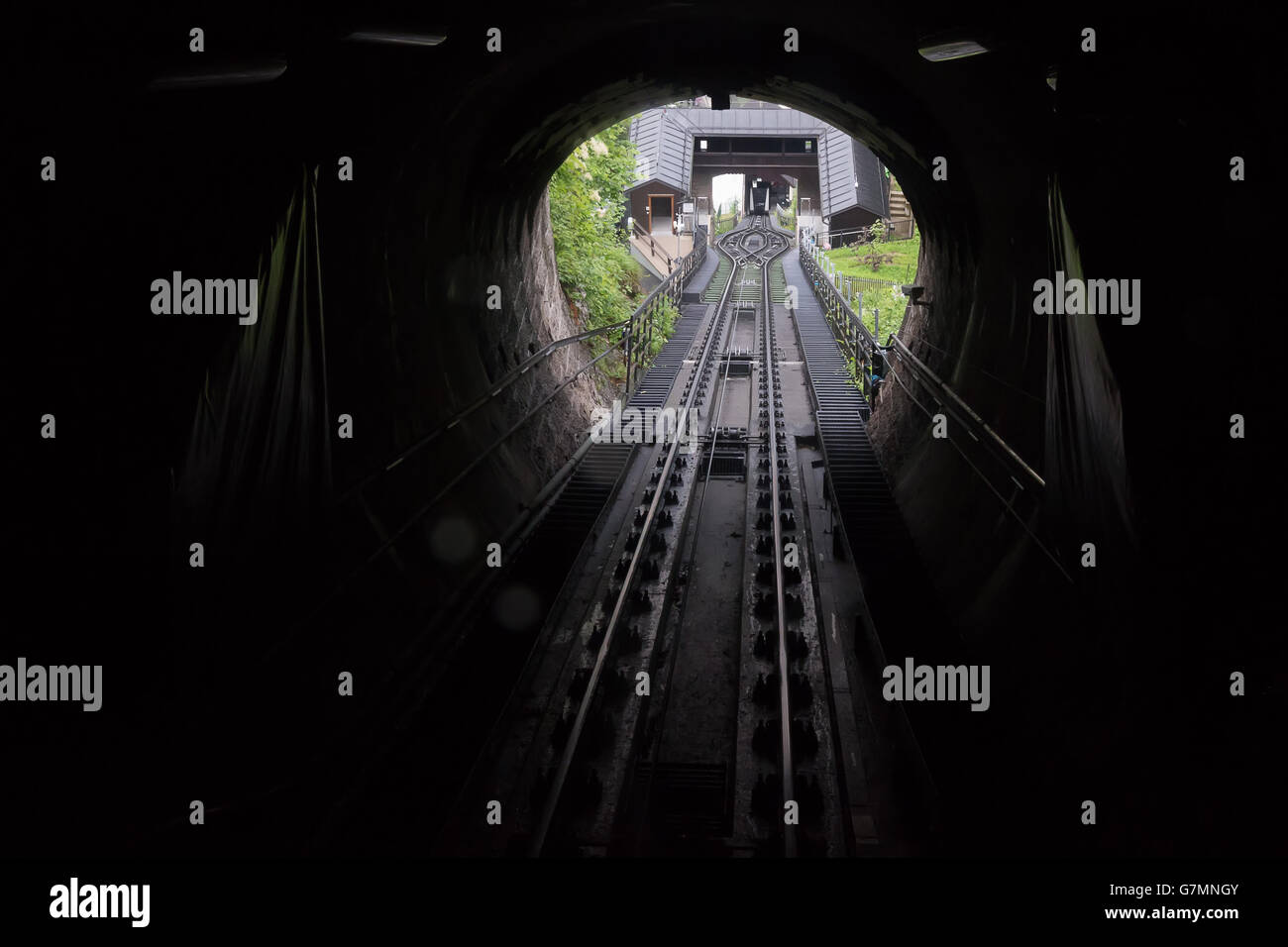 Train tunnels hi-res stock photography and images - Alamy