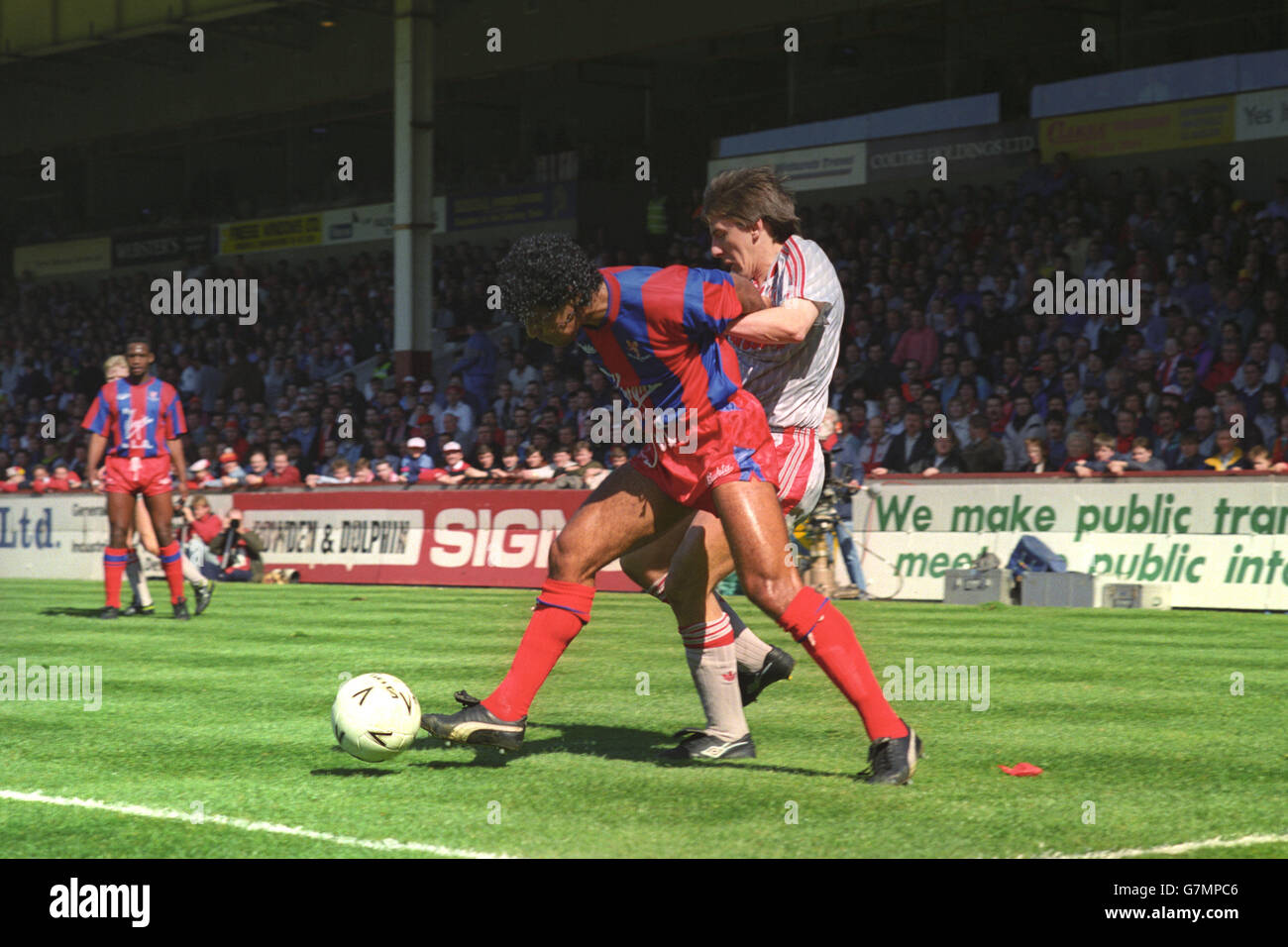 (l-r) Richard Shaw, Crystal Palace, and Peter Beardsley, Liverpool ...