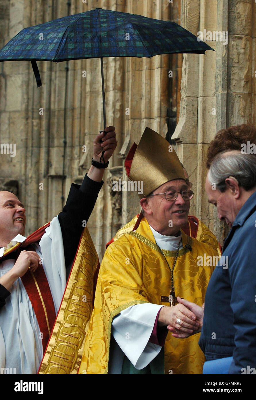 Archbishop of york dr david hope hi-res stock photography and images ...