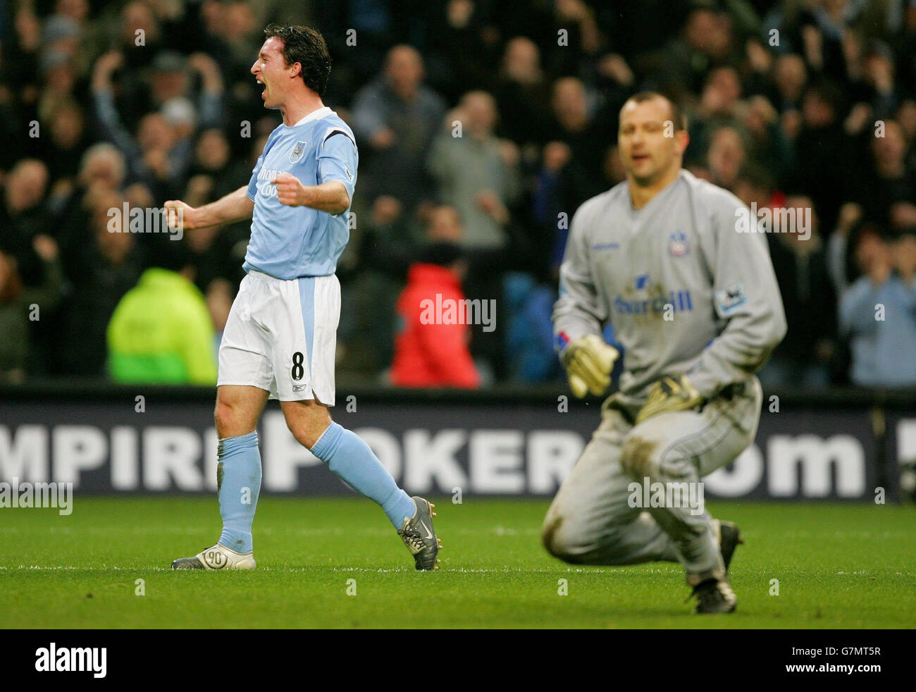 Sport sport football robbie fowler hi-res stock photography and images ...