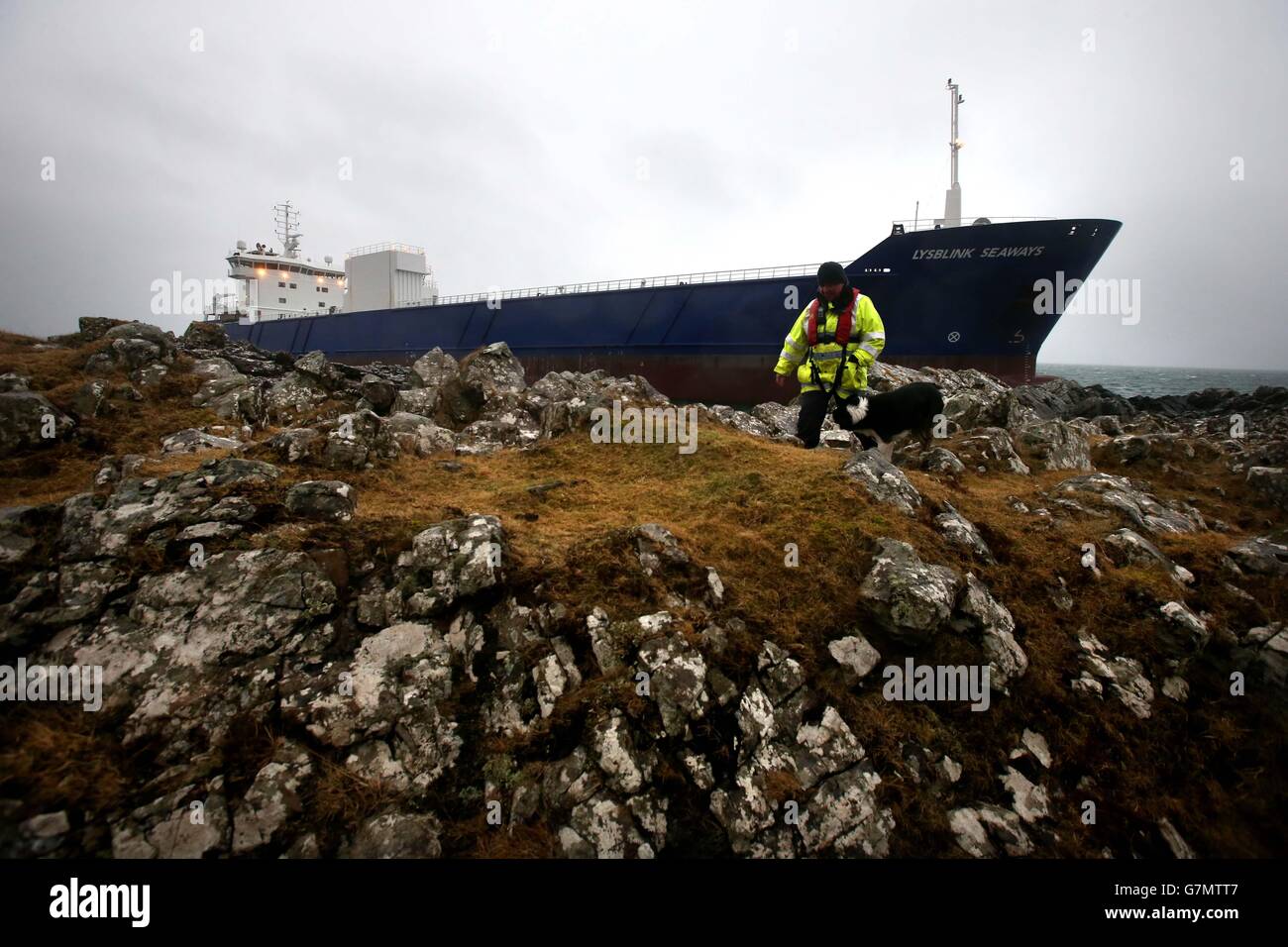Container ship runs aground hi-res stock photography and images - Alamy