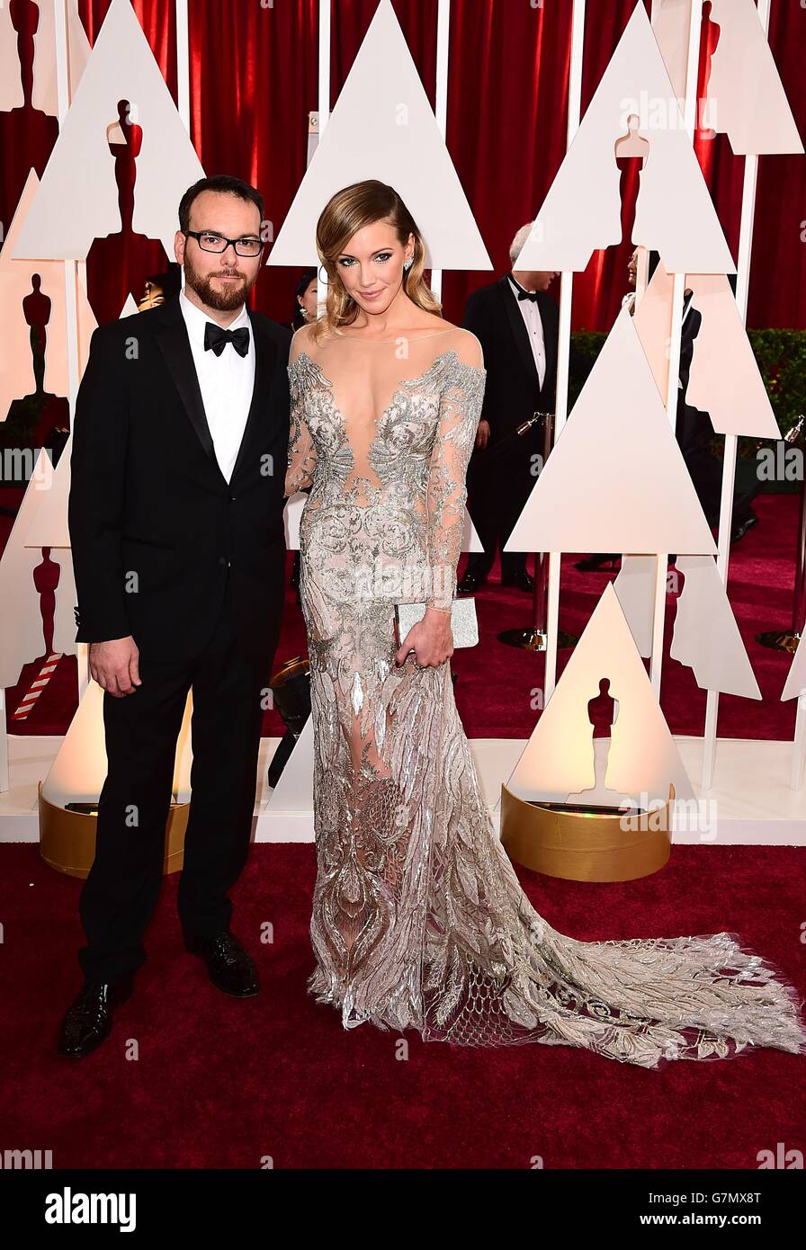 Dana brunetti and katie cassidy hi-res stock photography and images - Alamy
