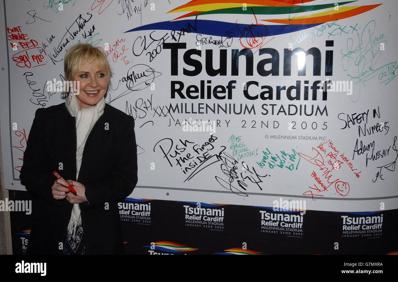 Tsunami Relief Concert - Millennium Stadium. Singer Lulu signs the ...