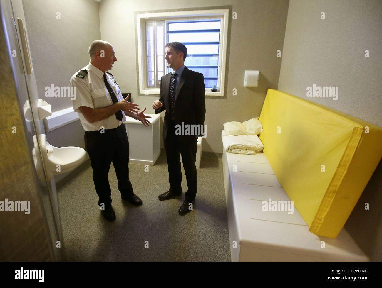 Scottish prison officer hi-res stock photography and images - Alamy