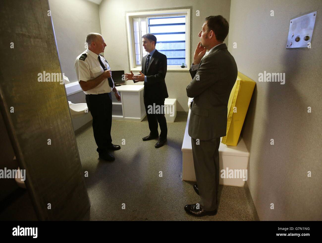 Justice Secretary Michael Matheson(centre) chats with prison officer ...