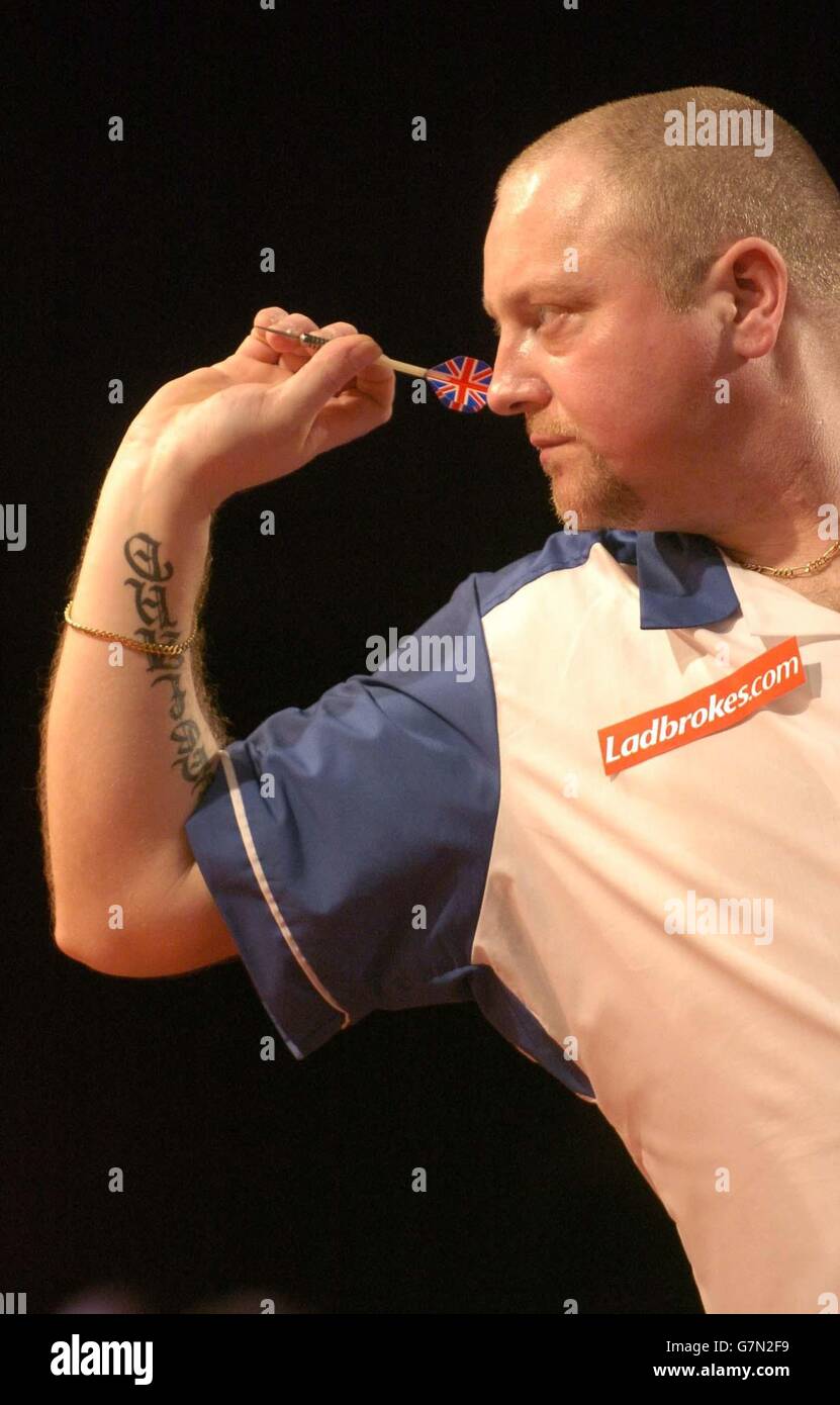 Ladbrokes.com World Darts Championship. Andy Hamilton in action during ...