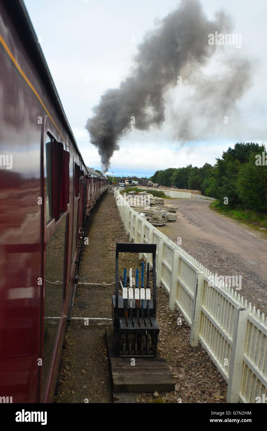 Departing broomhill station hi-res stock photography and images - Alamy