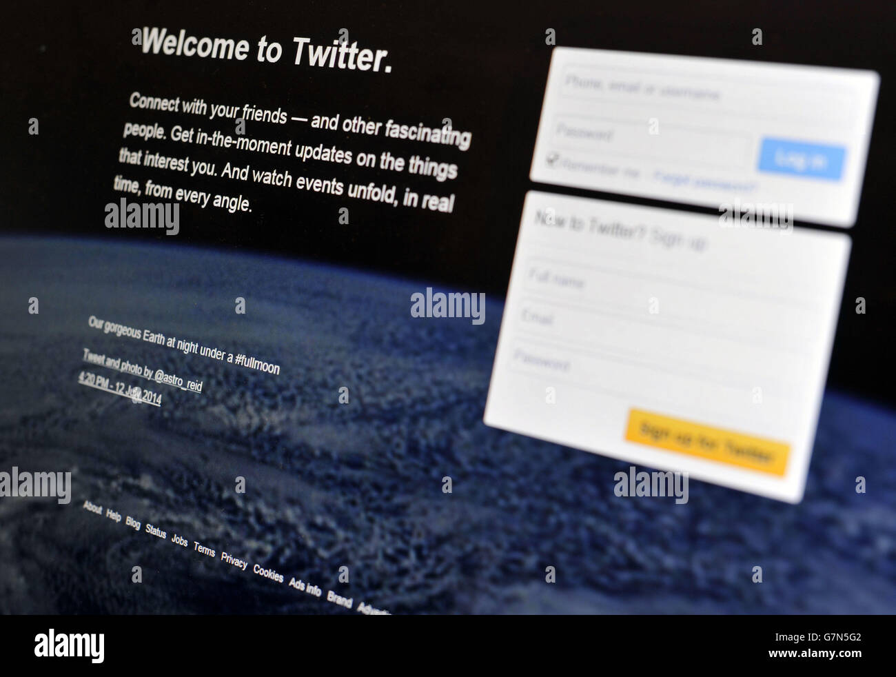 Homepage login hi-res stock photography and images - Alamy