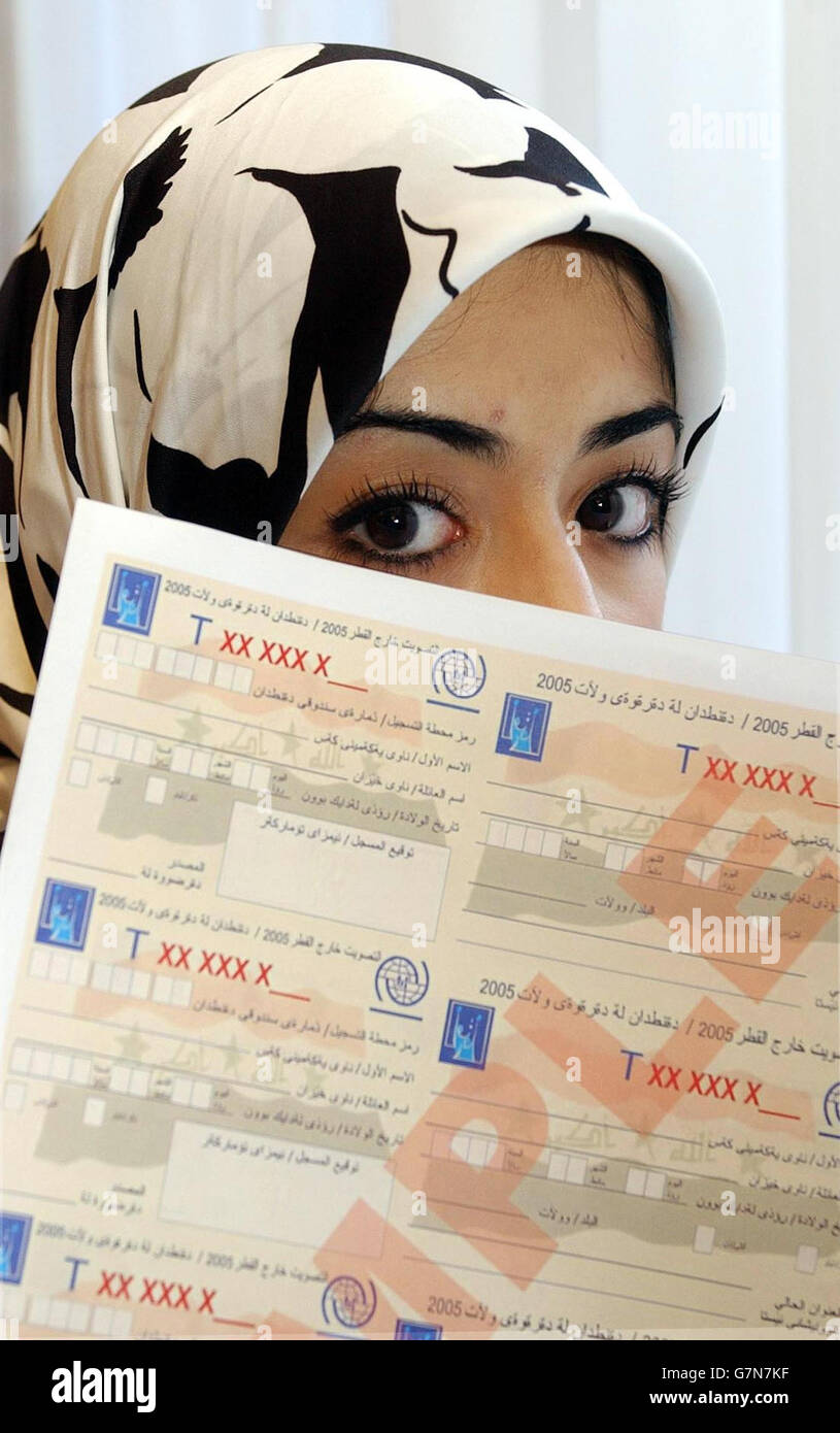 Studies the registration form hi-res stock photography and images - Alamy