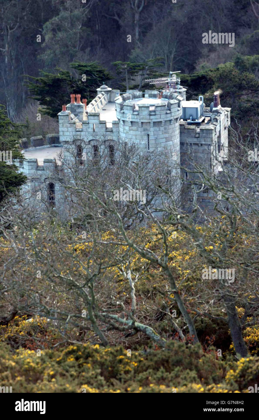 Enya Castle High Resolution Stock Photography and Images - Alamy